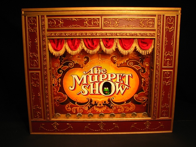 An Astonishingly Detailed Scale Model of The Muppet Show Set