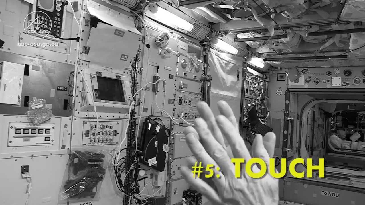 Astronaut Chris Hadfield Explains How Astronauts' Feet Change in Space