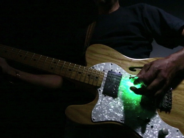 Firefly Pick, A Motion-Activated LED Guitar Pick