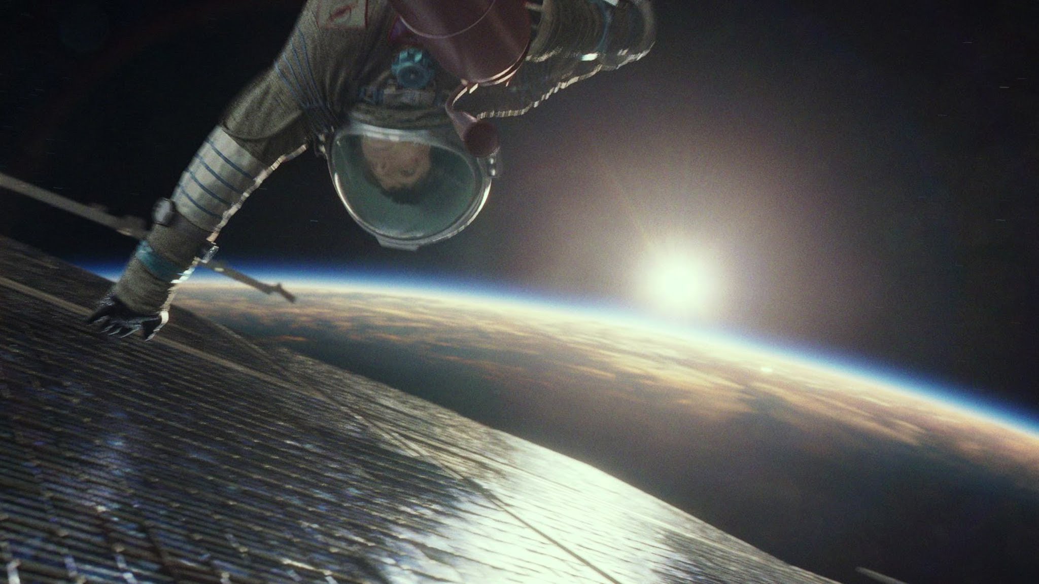 Official 'Gravity' Trailer Is Filled With Suspense, Stress, and Terror