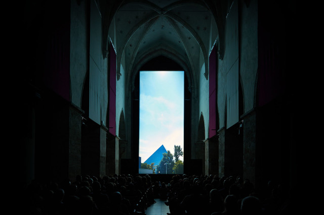 Vertical Cinema, A 90-Minute Film Project That Highlights Portrait Videos