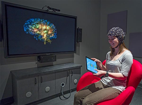 An Interactive 3D Visualization of the Brain Featuring Real-Time Brain ...