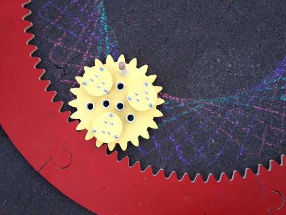 A Giant Spirograph That Measures Eight Feet Across and Writes on the ...