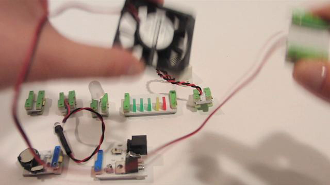 littleBits, Simple Snap Together Circuit Boards