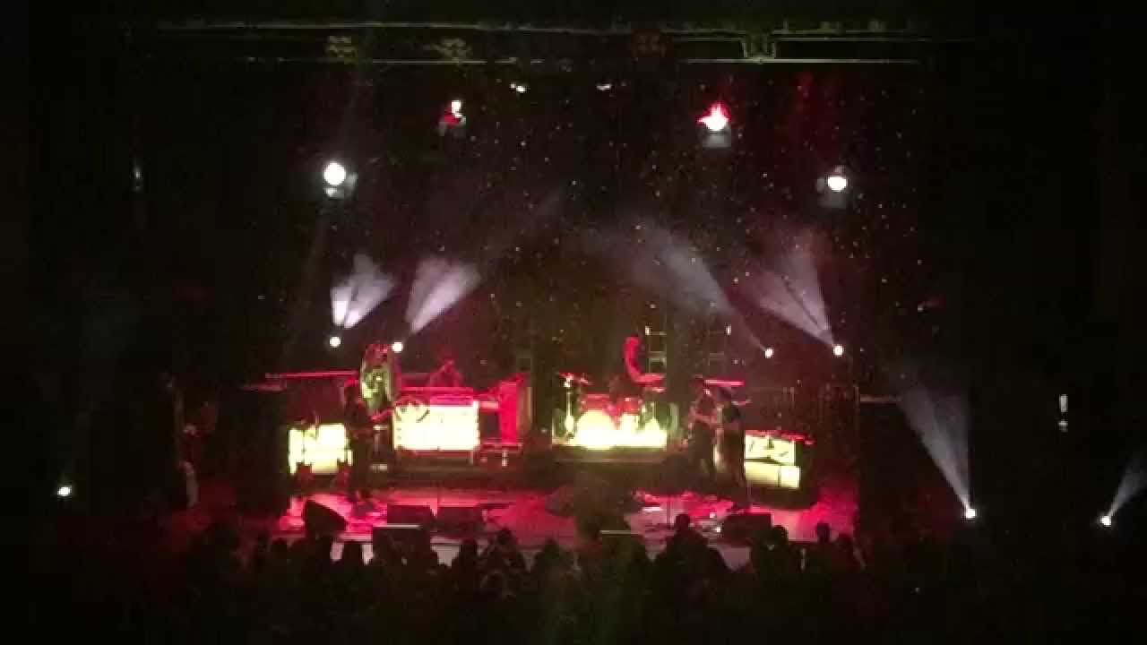 Singer Ryan Adams Performs Admirable Cover of 'Run to You' by Bryan ...