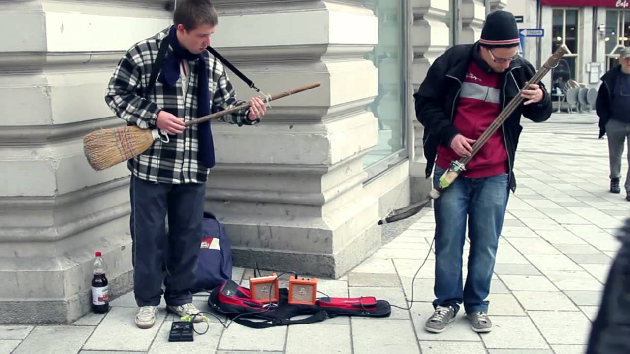 Talented Vienna Street Musicians Play an Impressive Blues Riff With ...