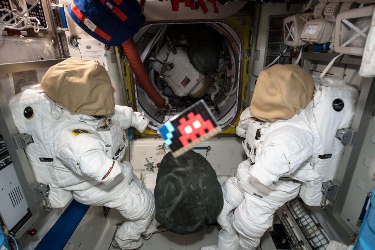 'Space Invaders'-Inspired Mosaic by Street Artist Invader Orbits Earth ...