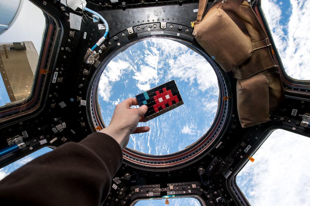 'Space Invaders'-Inspired Mosaic by Street Artist Invader Orbits Earth ...