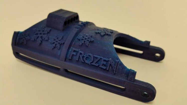 Eighth-Grade Students Build a 'Frozen' Prosthetic Hand for a Six-Year ...
