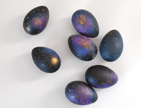 How to Make Colorful Galaxy Easter Eggs