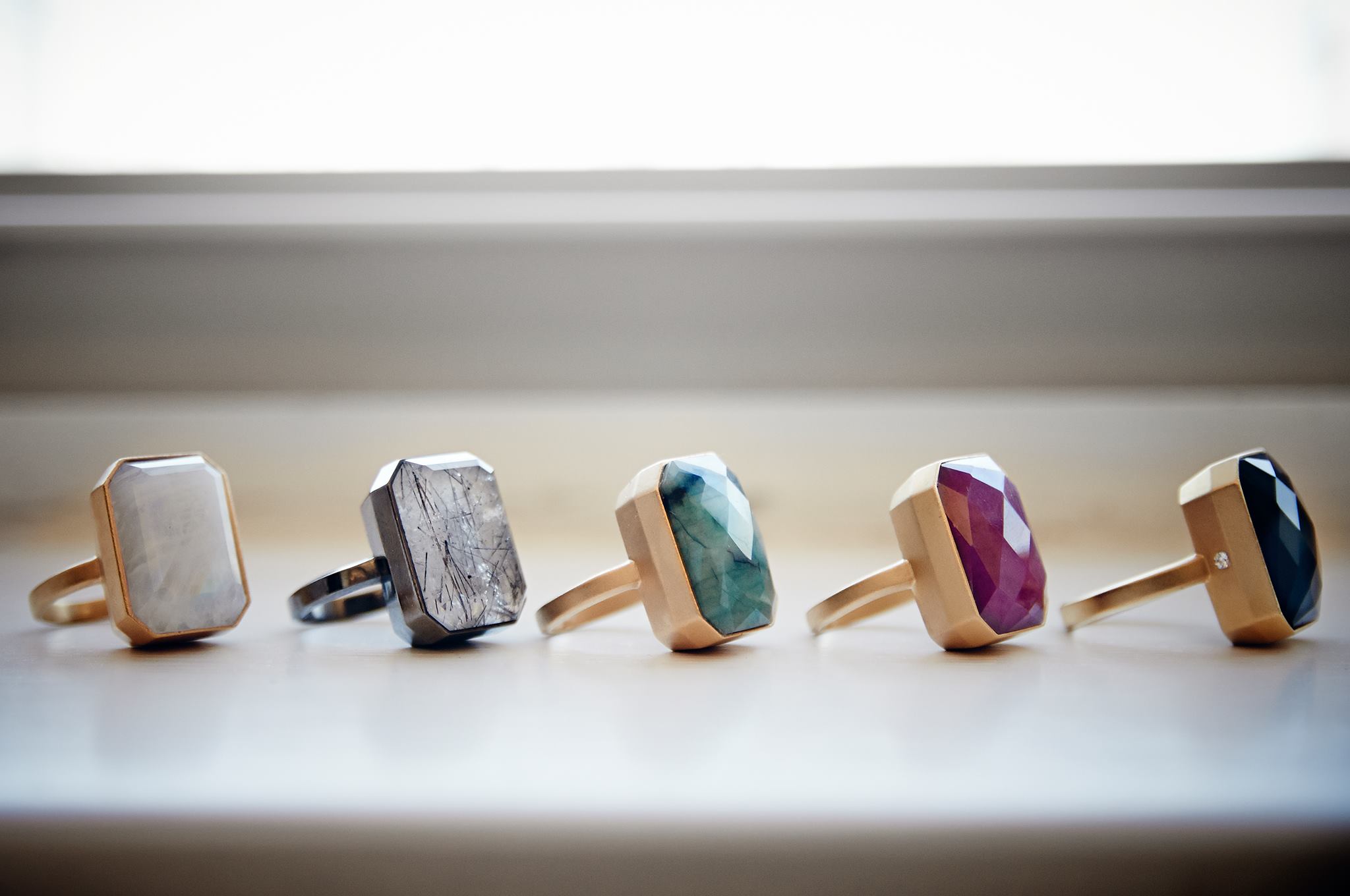 Ringly, A Stylish Cocktail Ring That Connects With a Smartphone to Send ...