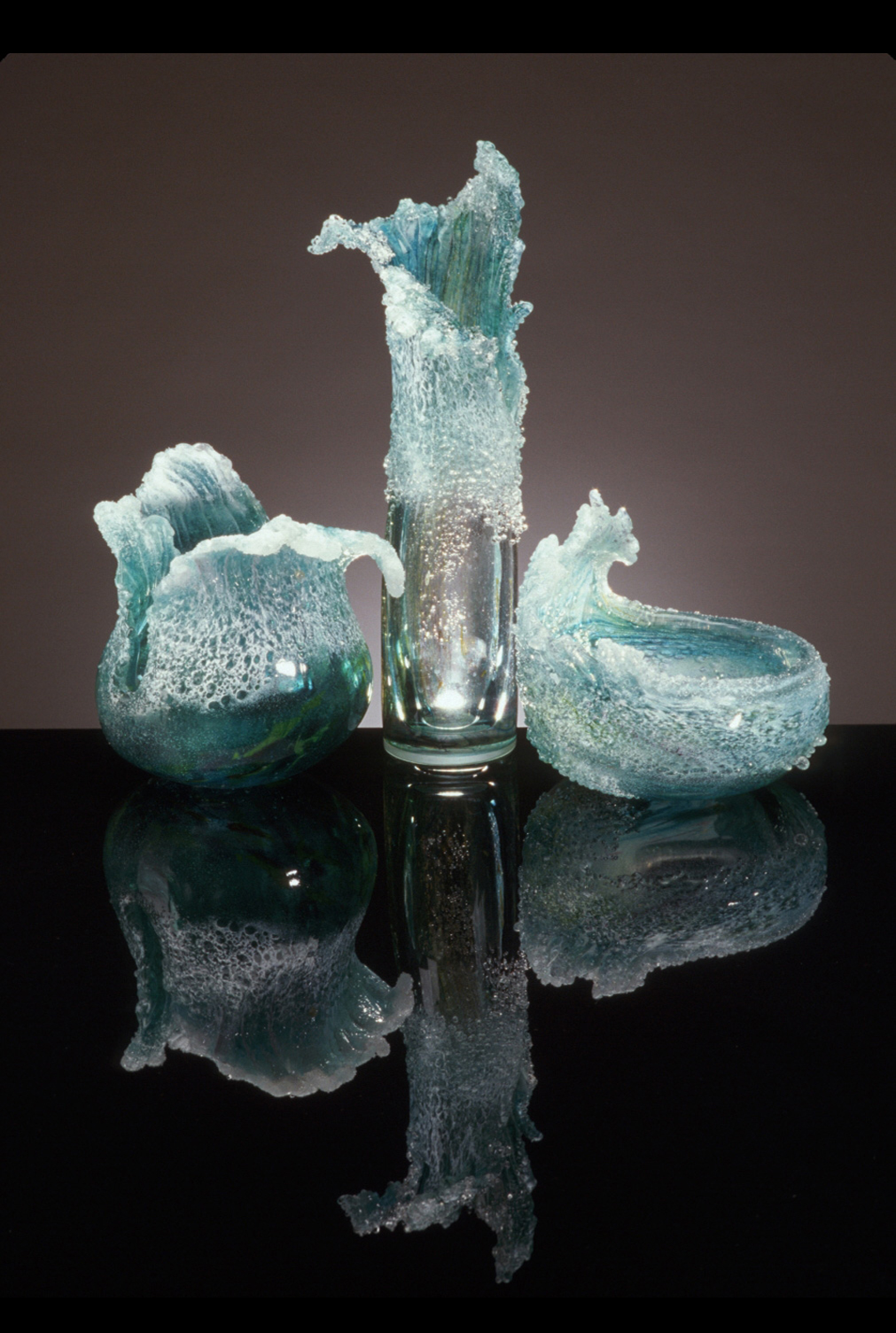 Gorgeously Realistic Glass Sculptures and Vases Styled Like Crashing ...