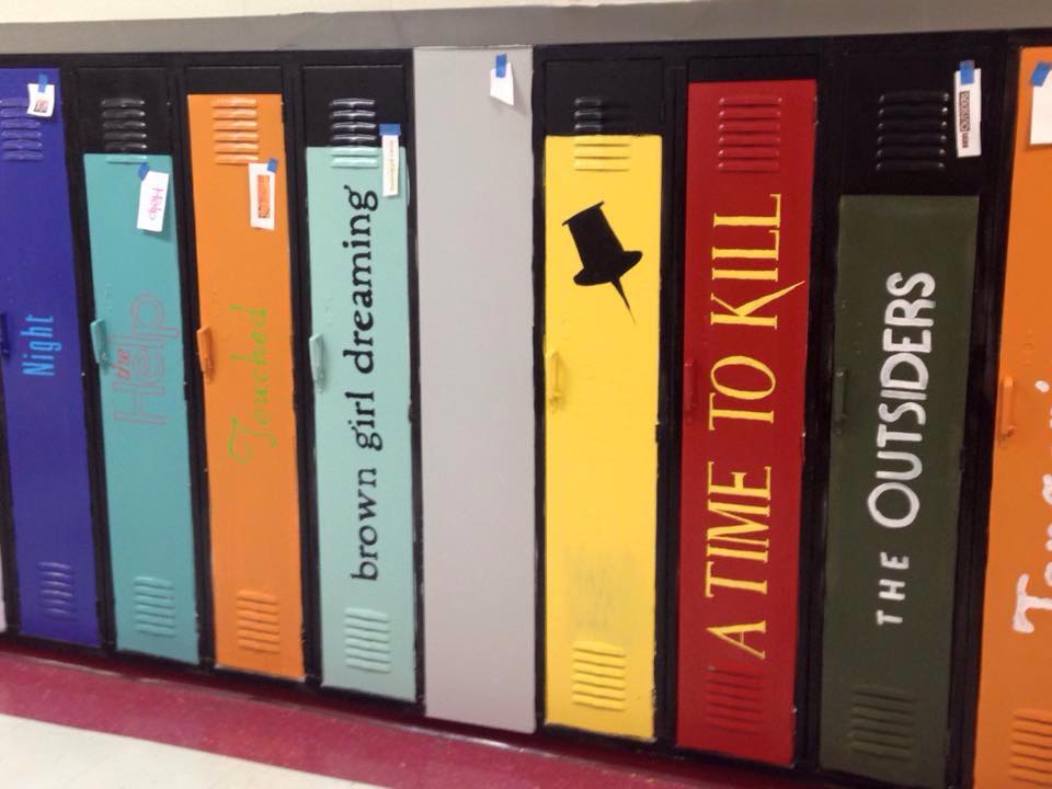 'Avenue of Literature', Biloxi Teachers Turn Worn-Out School Lockers ...