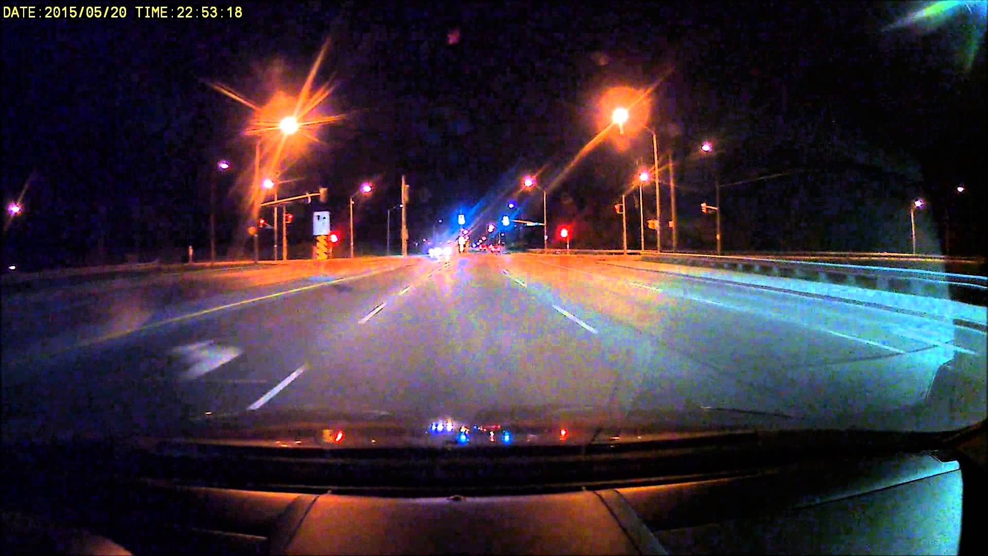 Malfunctioning Street Lights Turn Highway Into a Rave