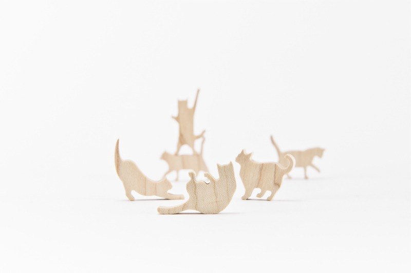 Cat Jenga, A Wonderful Feline Version of the Amusingly Frustrating ...