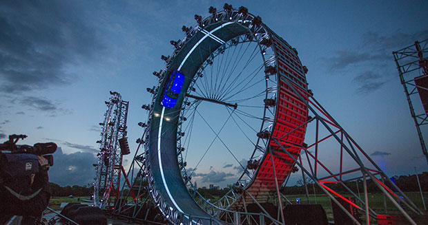 Stunt Driver Defies Gravity by Completing the World's Largest Ever Loop ...