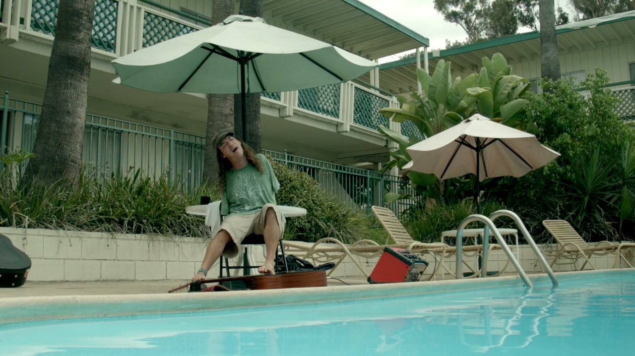 California Musician Who Was Born Without Arms Plays a Mean Guitar Using ...