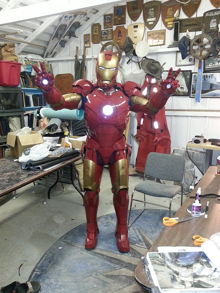 Prop-Maker Creates Amazing Life-Size Costumes Based on Iconic Movie ...