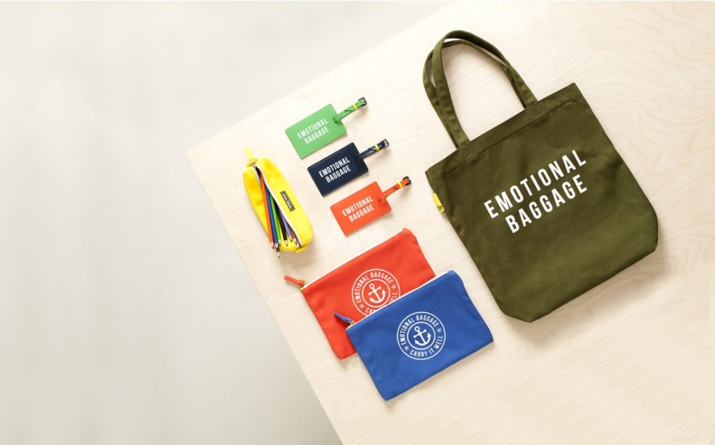 Clever Travel Gear That Allows For the Convenient Transport of One's ...