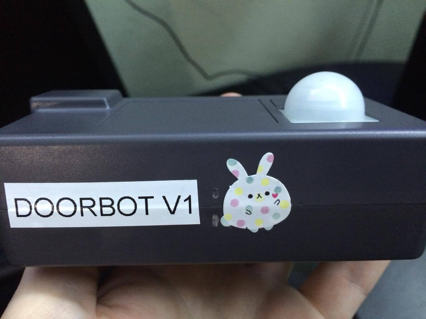 A Clever Door Sensor That Plays the Bass Riff From 'Seinfeld' When ...