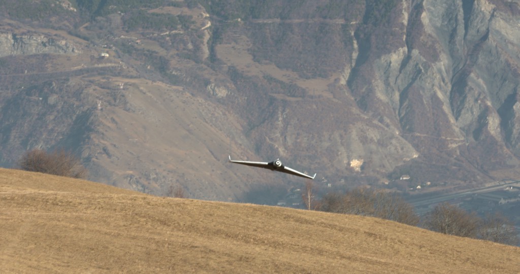 The Parrot DISCO, A Ready-to-Fly Fixed Wing Drone With Autopilot ...