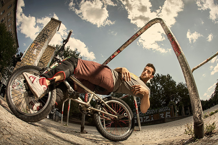 Creative BMX Cyclist Tim Knoll Pulls Off Crazy Freestyle Bike Stunts in ...