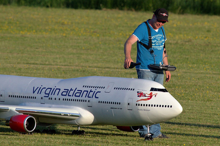 The World's Largest Remote Control Airplane, A Replica of a Virgin ...