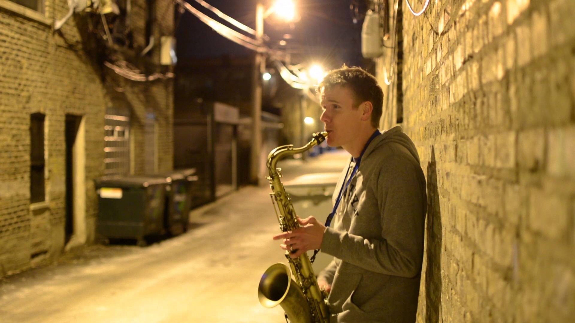 Singing Beatboxing Saxophonist Performs a Really Cool Version of 'Stand ...