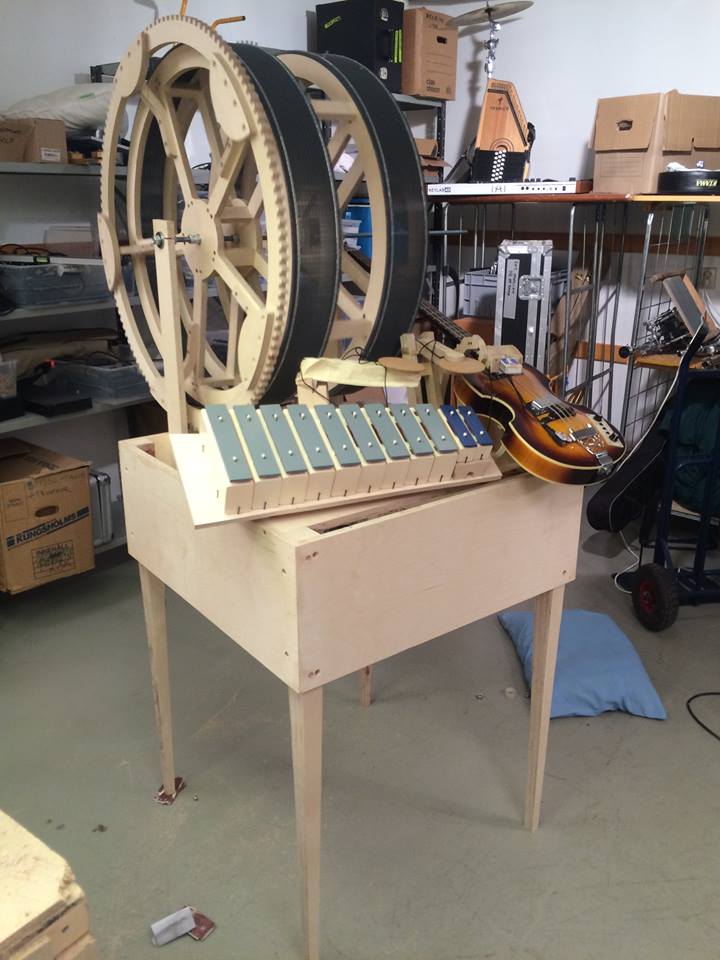 The Wintergatan Marble Machine, A Hand-Cranked Instrument That Uses ...