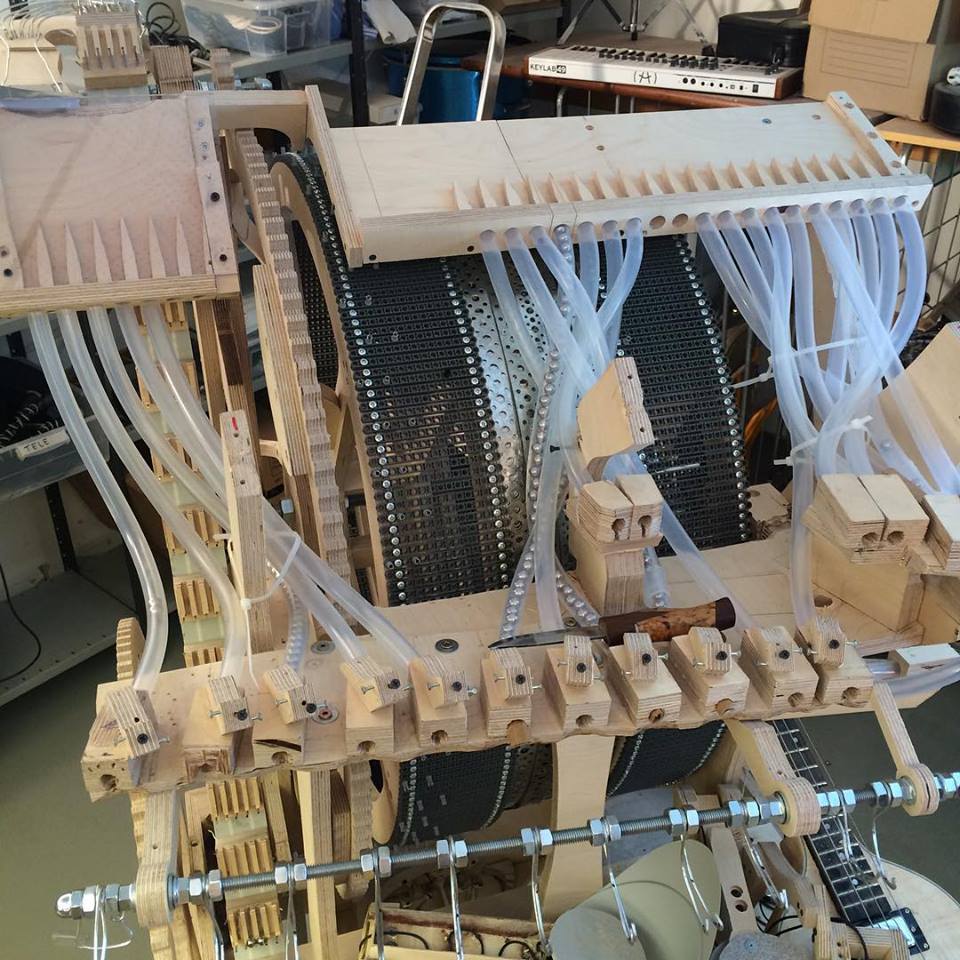 The Wintergatan Marble Machine, A Hand-Cranked Instrument That Uses ...