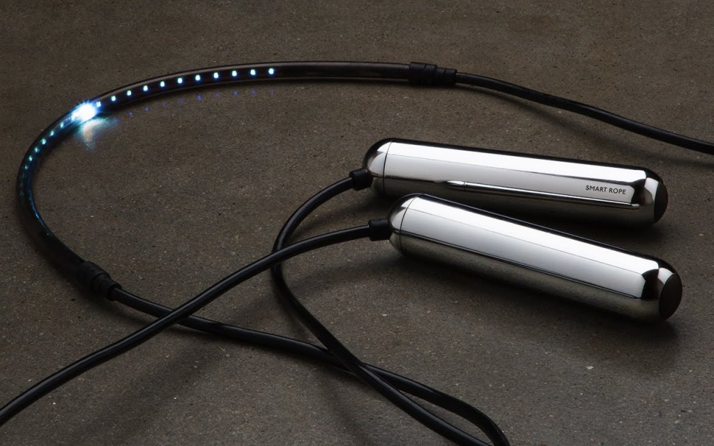 A Smart Jump Rope That Displays a Jump Count in Mid-Air Using LEDs on ...