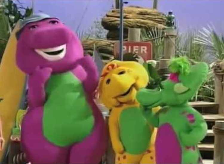 Barney Performs 'Big Poppa' by The Notorious B.I.G.