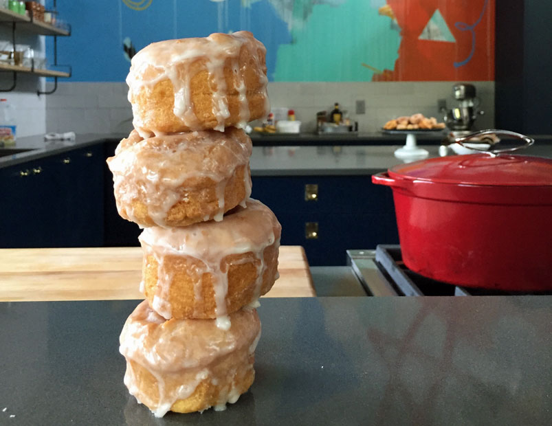 Alton Brown Shows How to Make His Unique Glazed 'Bonuts', Donuts Made From a Biscuit Recipe
