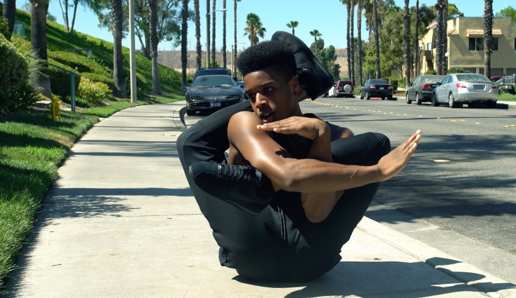 Incredibly Flexible Full Body Contortionist Bonetics Dances and Bends ...