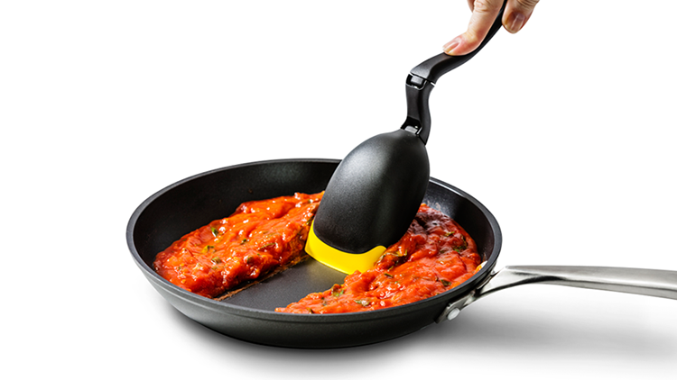 Spadle, A Versatile Spoon That Twists and Turns Into a Ladle