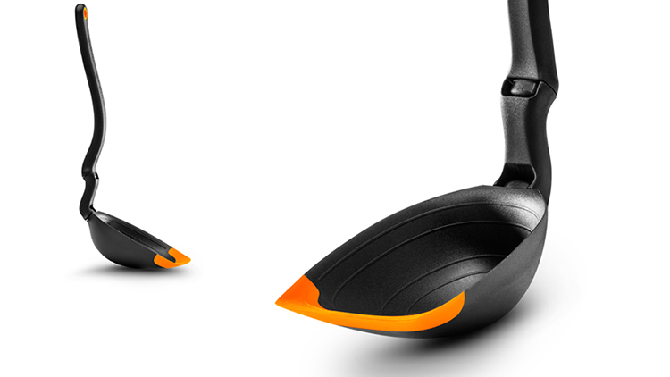 Spadle, A Versatile Spoon That Twists and Turns Into a Ladle