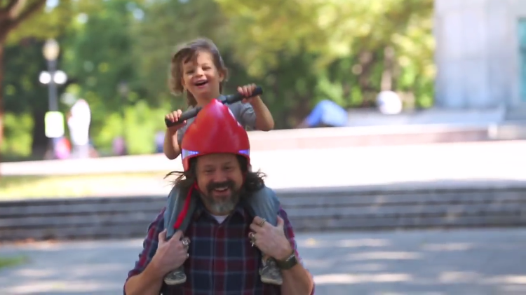 Piggyback Driver, A Racing Helmet With Handlebars That Let Kids to ...