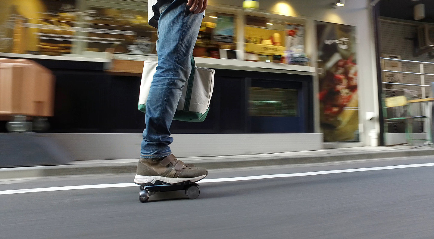 WALKCAR, A Laptop-Sized Personal Transportation Vehicle