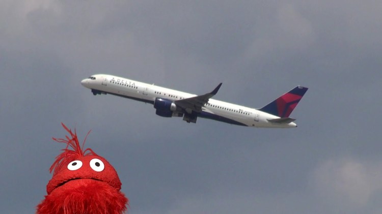 Things You Shouldn't Do While Flying on a Plane