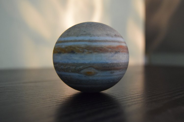 Amazing High Resolution Miniature Planets That Are 3D Printed to Scale