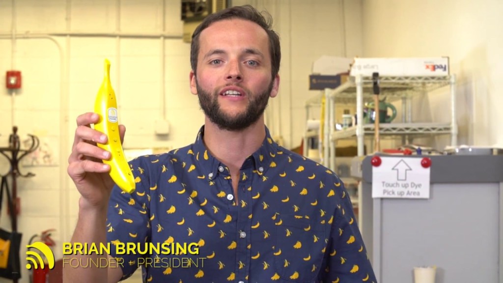 Banana Phone, A Banana Shaped Mobile Bluetooth Handset That Connects to ...