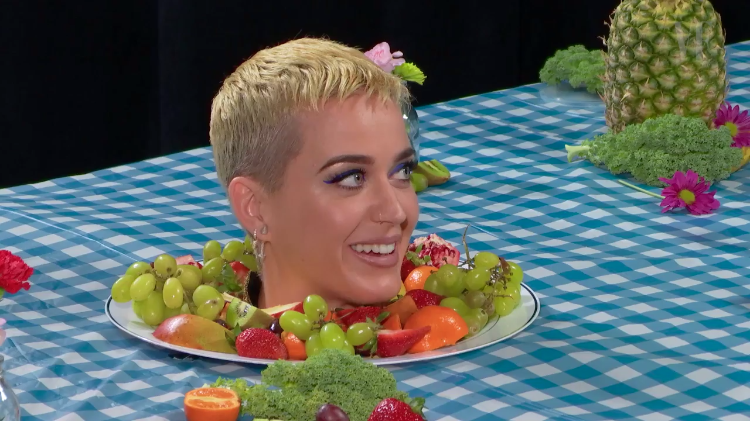 Katy Perry Participates in an Interactive Food Exhibit That Catches ...