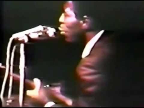 Incredible Footage of an Awestruck Jimi Hendrix Jamming With the ...