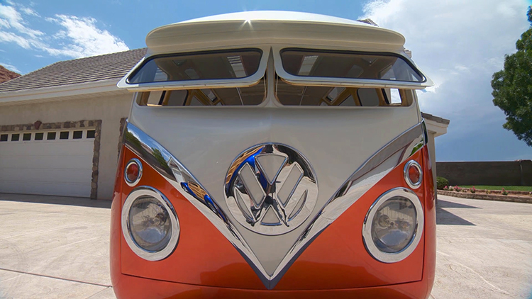 Marvelous Custom Cartoon-Like Volkswagen Microbus