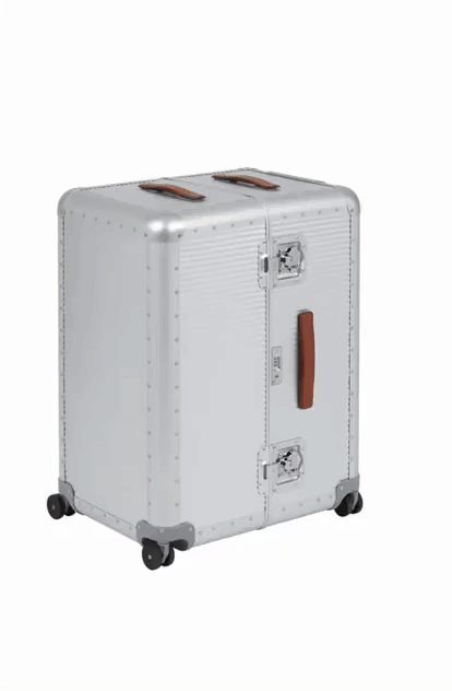 A Very Cleverly Designed Suitcase That Quickly Transforms Into a Fully ...