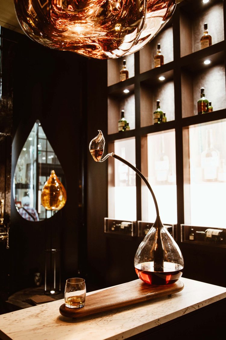 A Beautifully Designed Decanter That Gracefully Bows To Pour When a ...