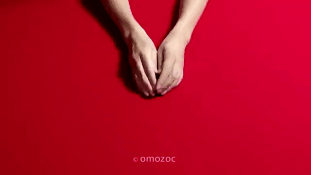 The Art of Card Dealing Captured in Stop-Motion