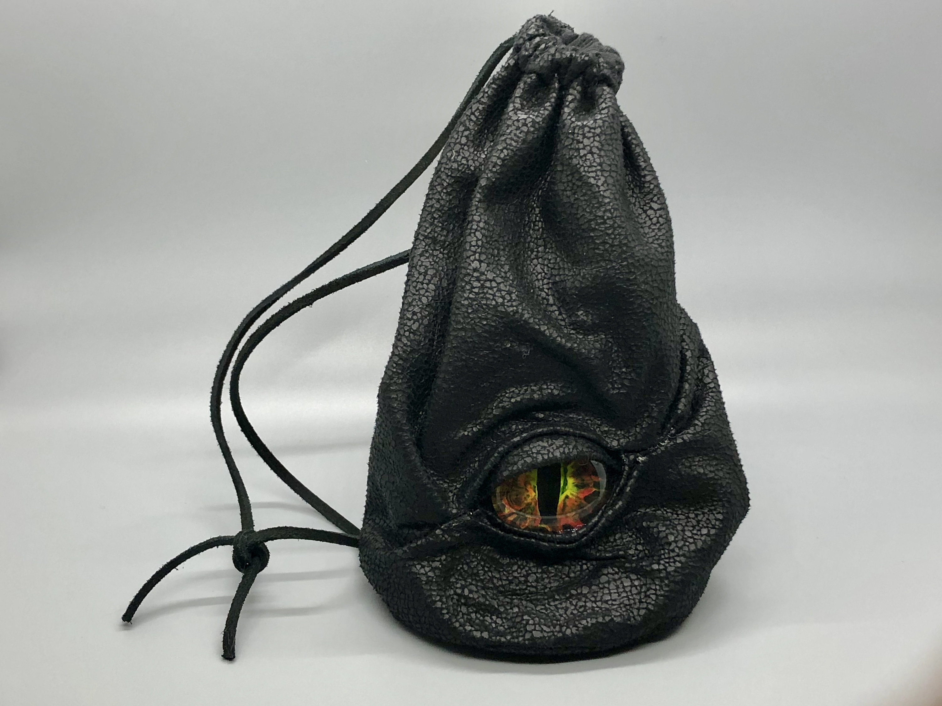 Wonderfully Creepy Purses and Clutches With Monsters and Dragons ...