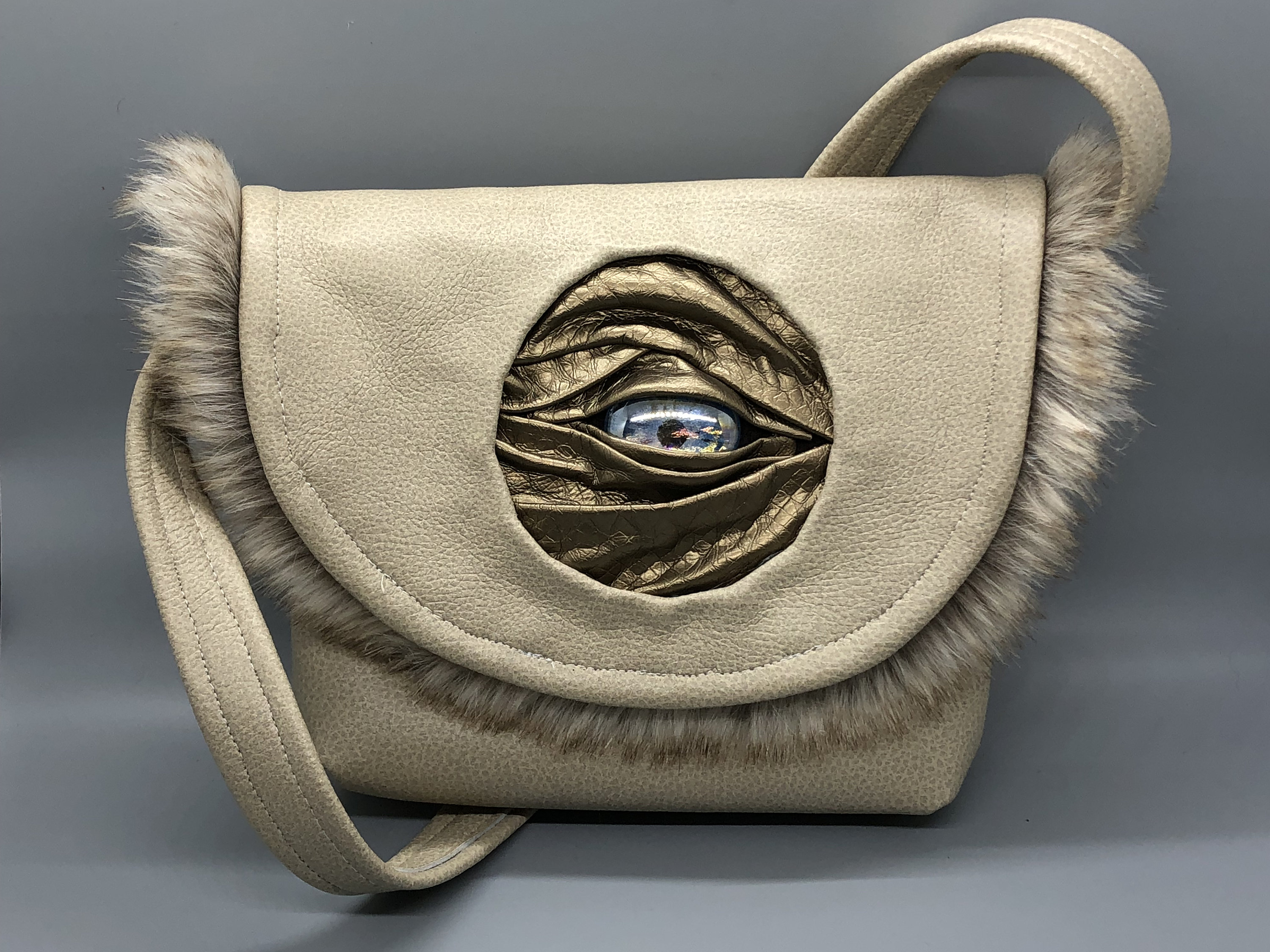 Wonderfully Creepy Purses and Clutches With Monsters and Dragons ...