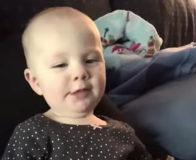 Baby Waking Up From Nap Hilariously Says 'That Was Awkward' to Her ...